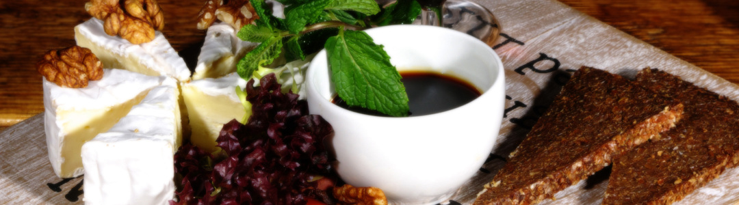 Eetcafé en Cafetaria de Basuin in Huizum west Leeuwarden