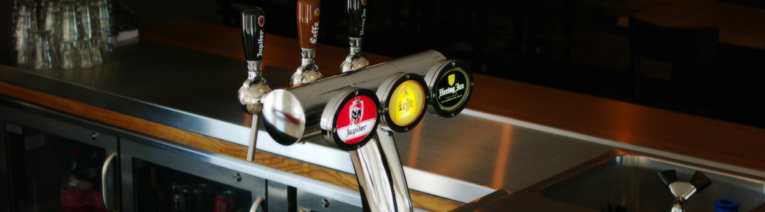 Eetcafé en Cafetaria de Basuin in Huizum west Leeuwarden